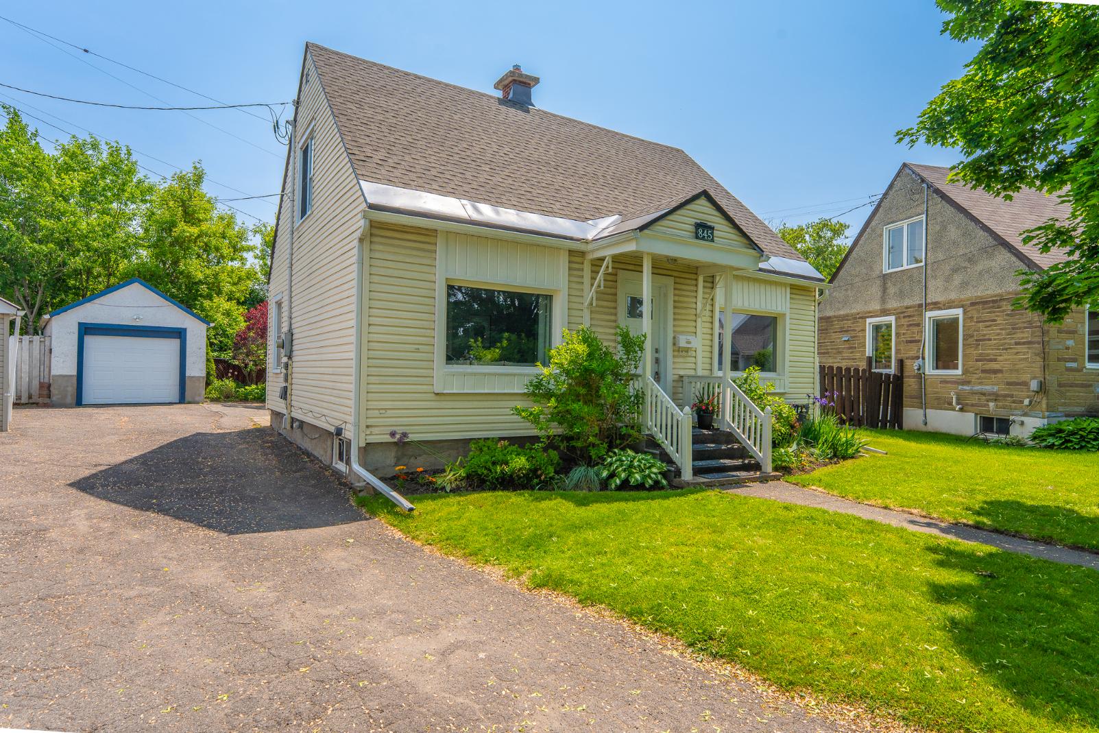 Merivale Road | Chell Team, Ottawa Real Estate